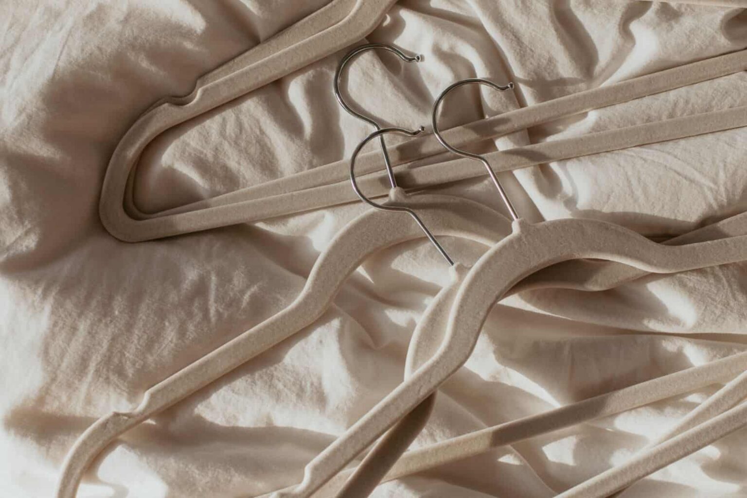 How to Find Your Skin Undertone: Guide